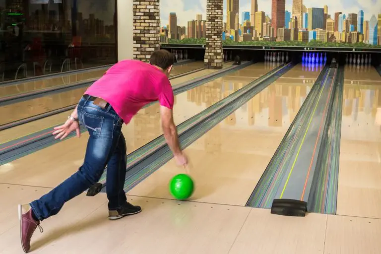 Bowling Stance: Where To Stand And Proper Body Positioning