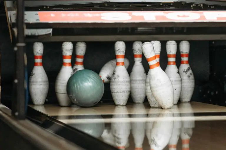 How Many Frames Are In Bowling?